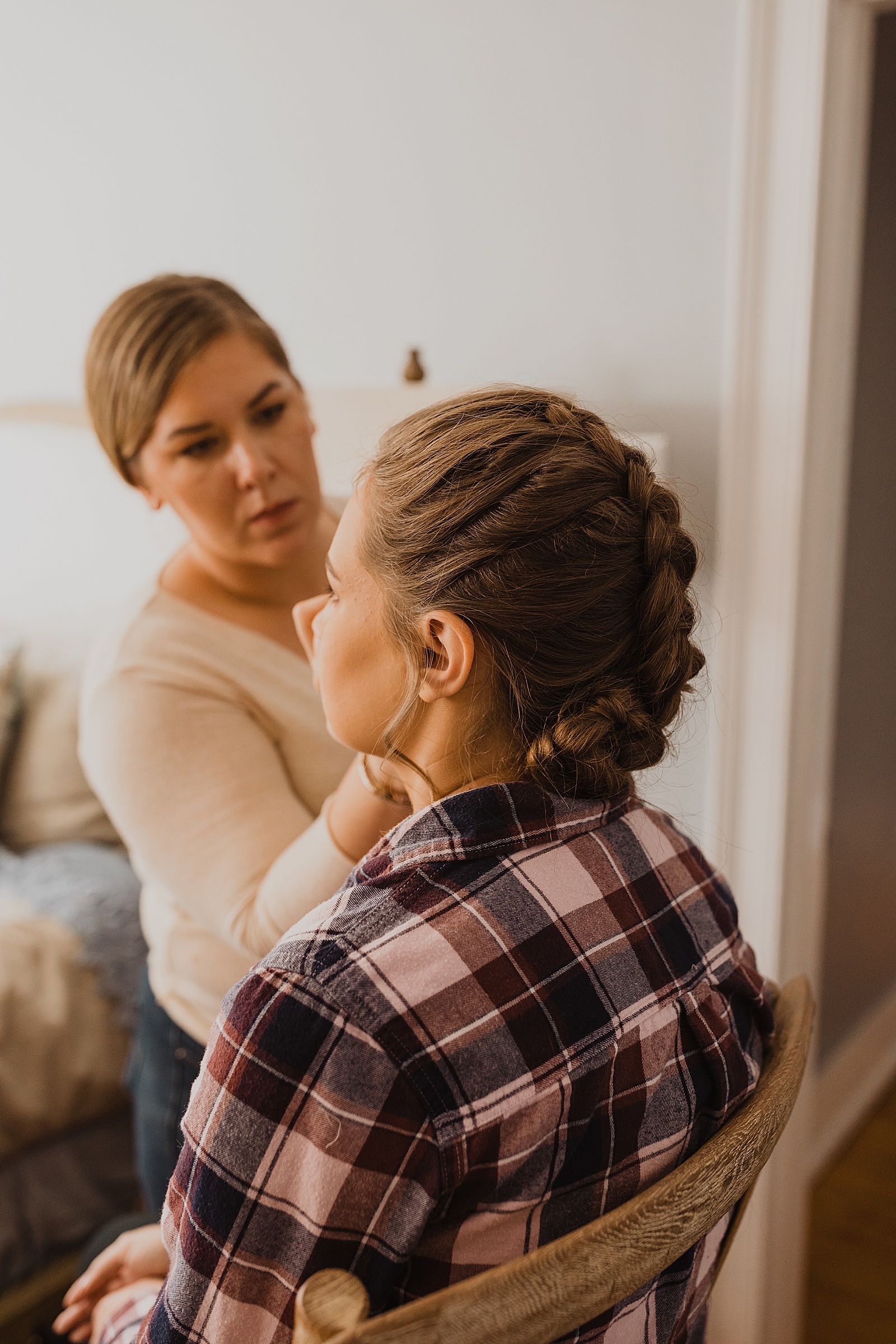 Why the Bride Should Get Hair + Makeup Done First - abbyrose-photo.com