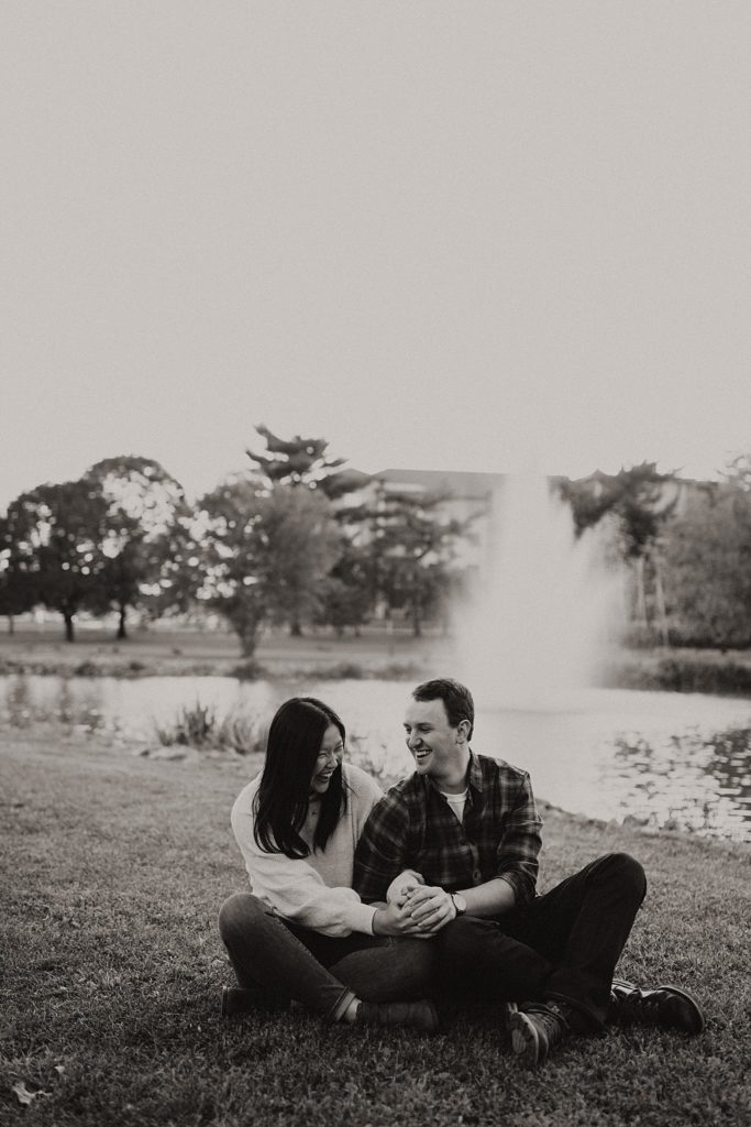 Faust Park Engagement Photos // Jenny & Zach - abbyrose-photo.com