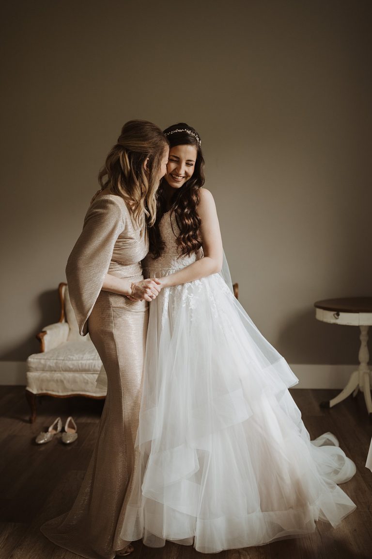 Redemption Ranch Wedding // paige & john - abbyrose-photo.com