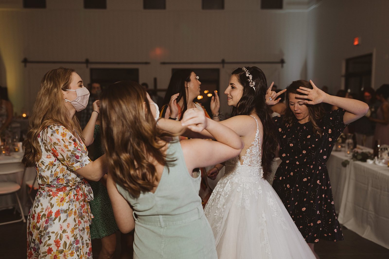 Redemption Ranch Wedding // paige & john - abbyrose-photo.com