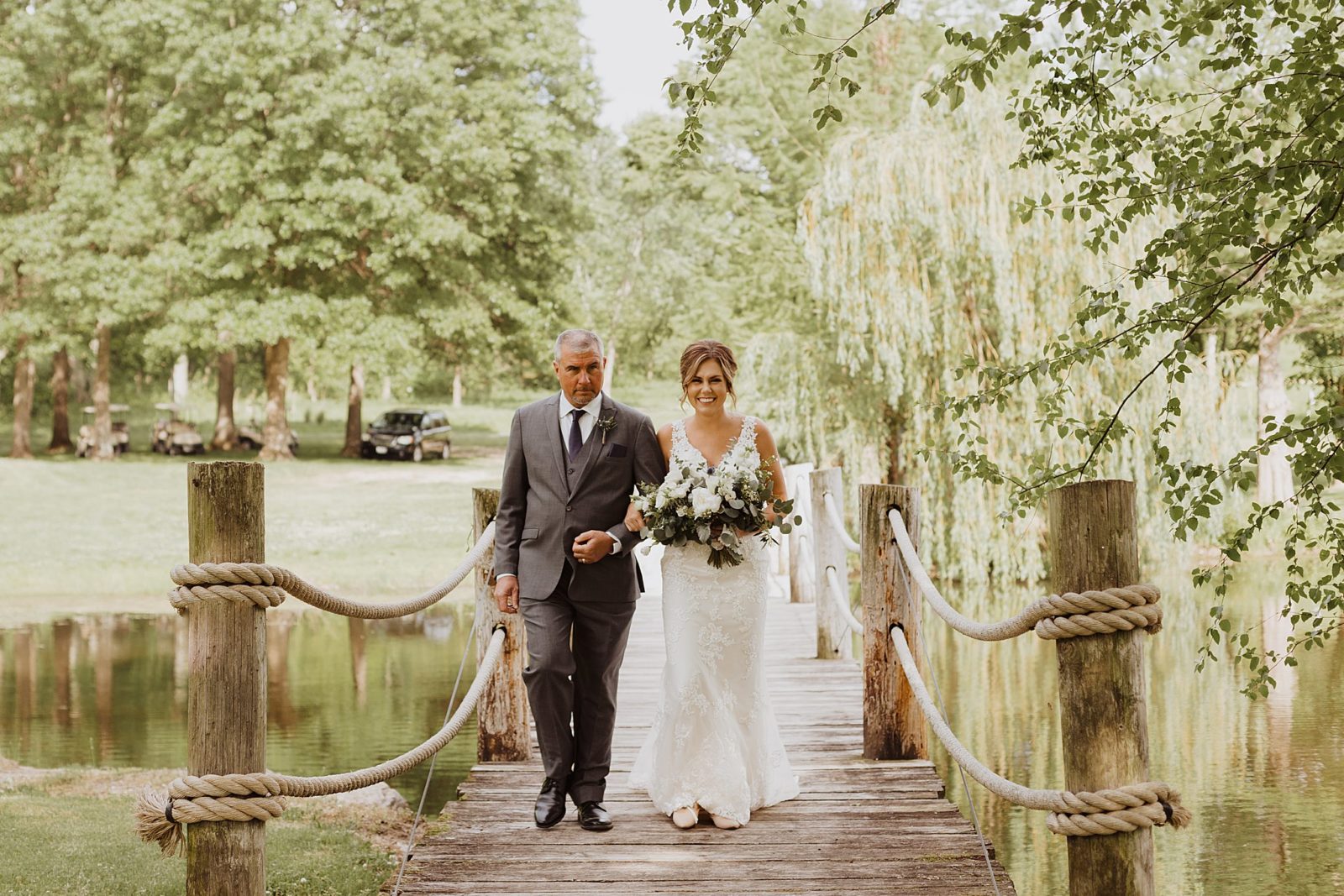 Cedar Creek Wedding // heather & fred - abbyrose-photo.com