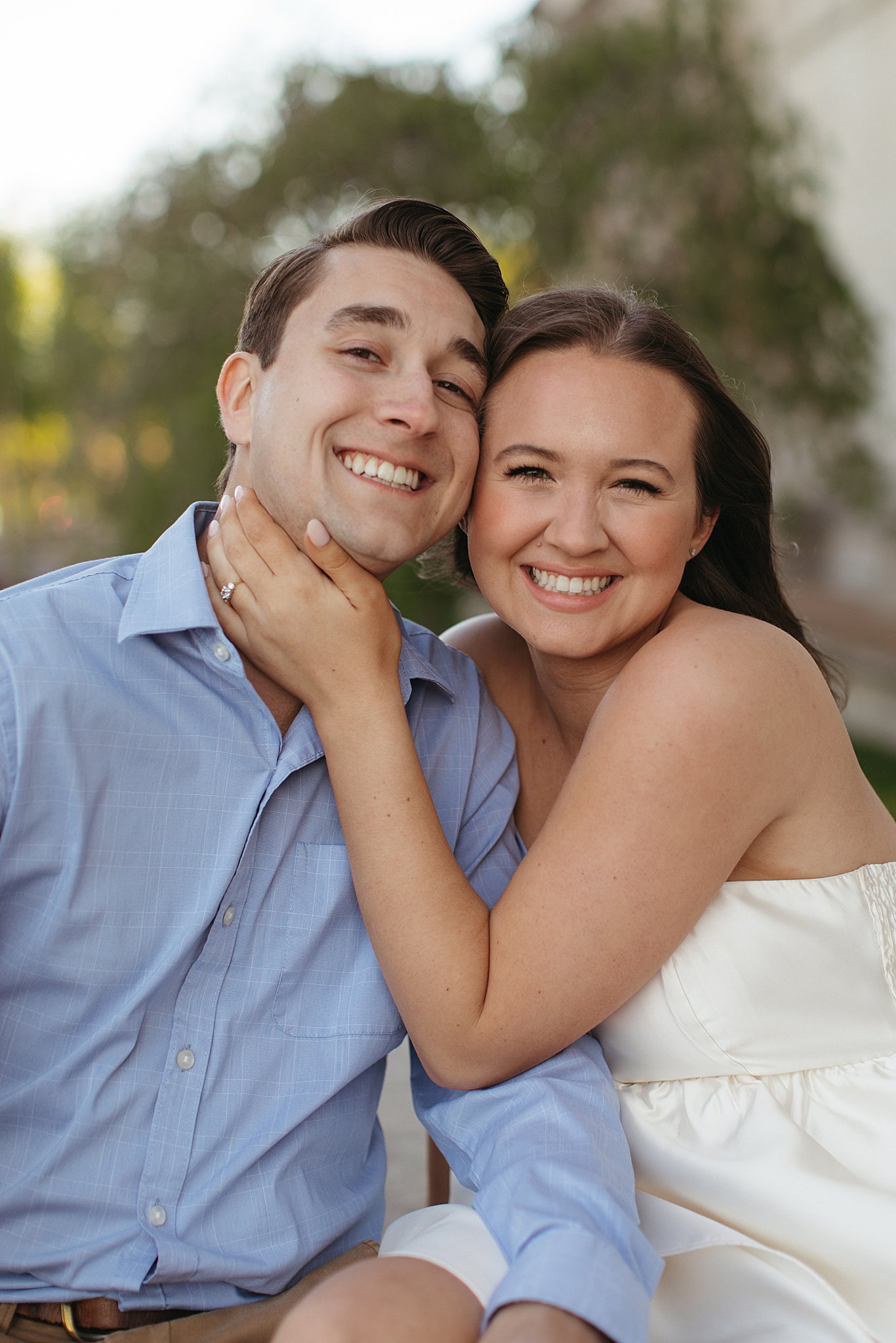 Art Museum Engagement Session // Isabelle & Andrew - abbyrose-photo.com