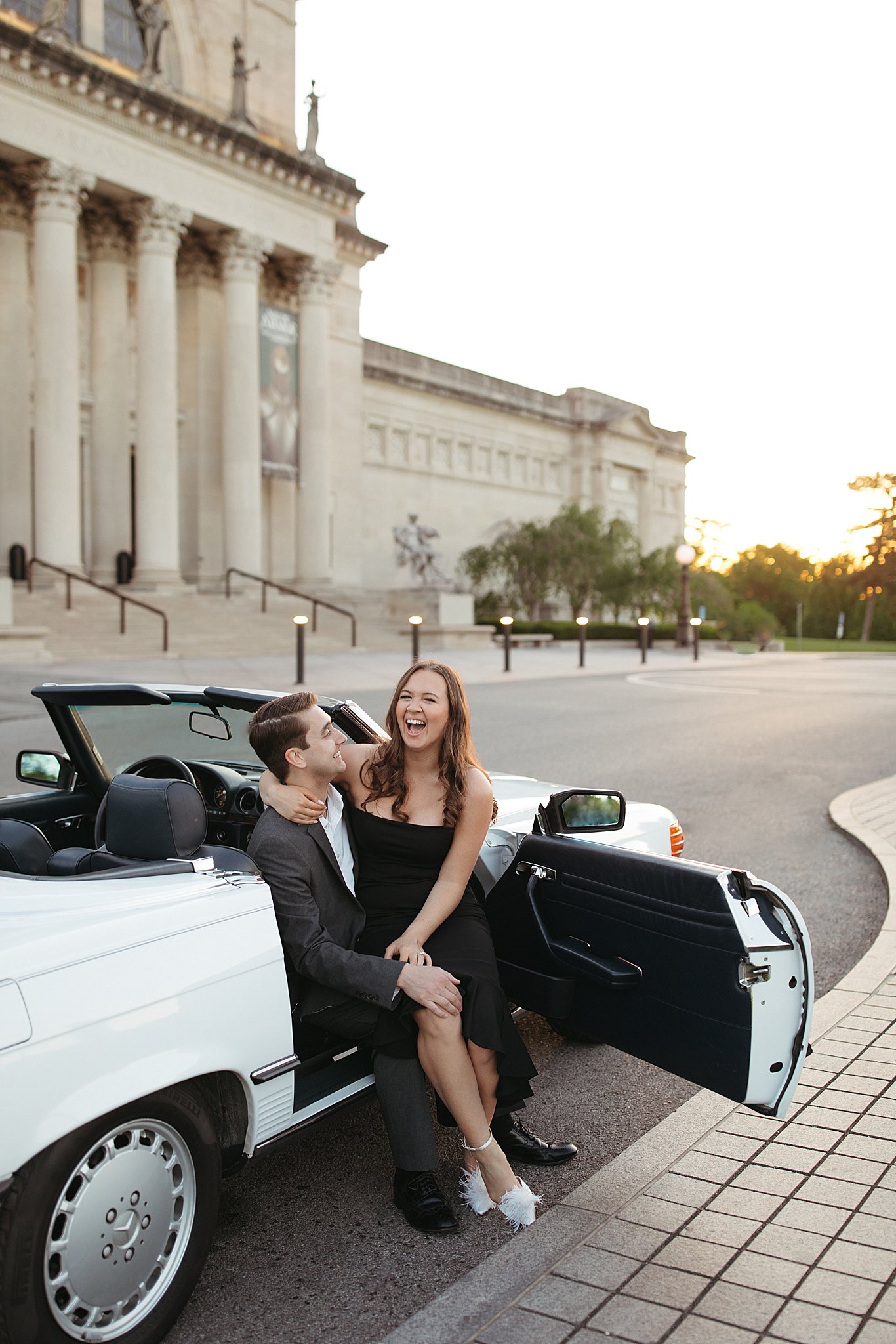 Art Museum Engagement Session // Isabelle & Andrew - abbyrose-photo.com